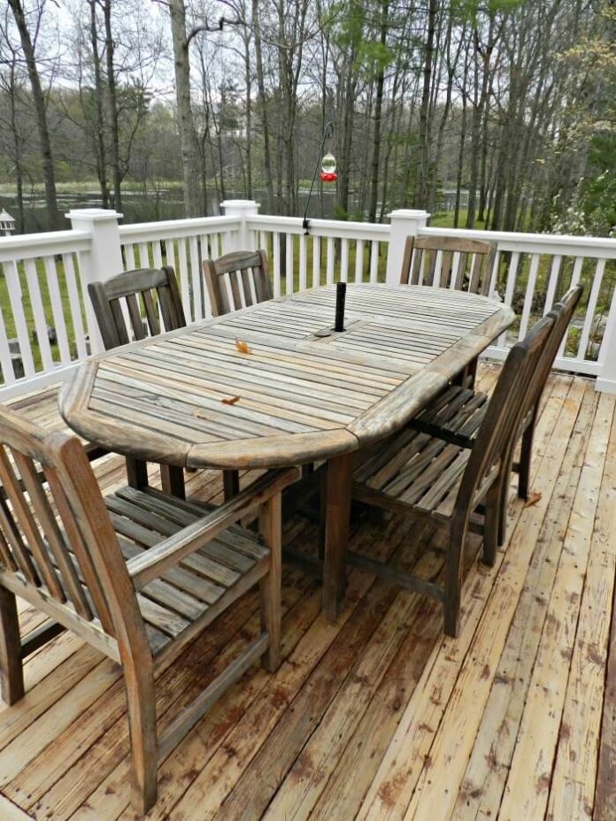 25+ Brilliant DIY Outdoor Dining Table Ideas and Projects (With Plans)