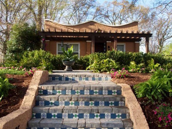 30+ Simple Front Yard Landscaping Ideas On a Budget - DIY Morning