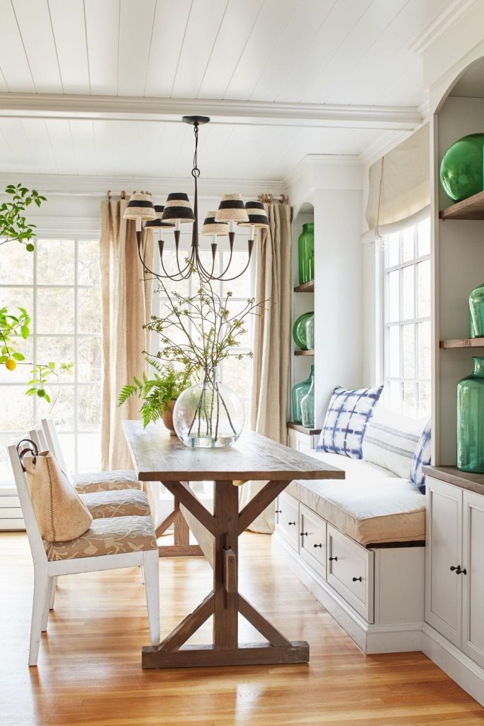 30+ Beautiful and Comfy Built-in Window Seat Ideas & Designs