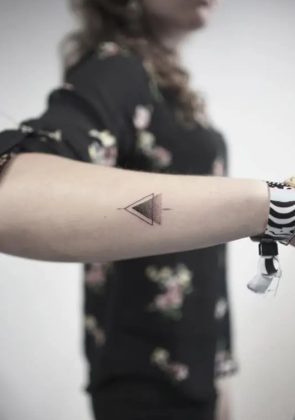30 Easy Tattoo Ideas for First Timers: From Minimalist to Cultural ...
