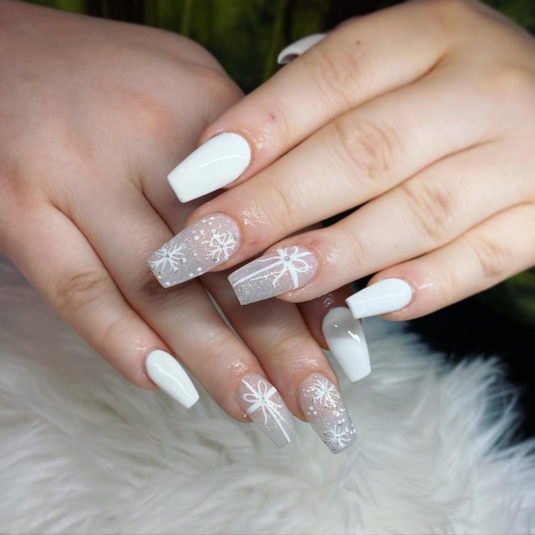25 Stunning White Nail Designs for a Chic and Elegant Look - DIY Morning