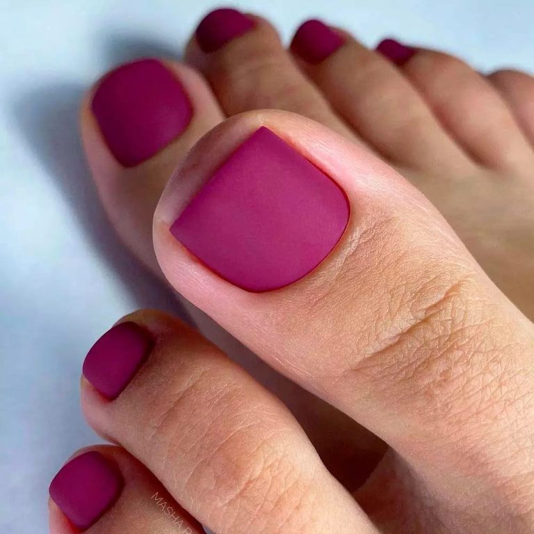 15 Stunning Toe Nail Designs for Every Season and Occasion - DIY Morning